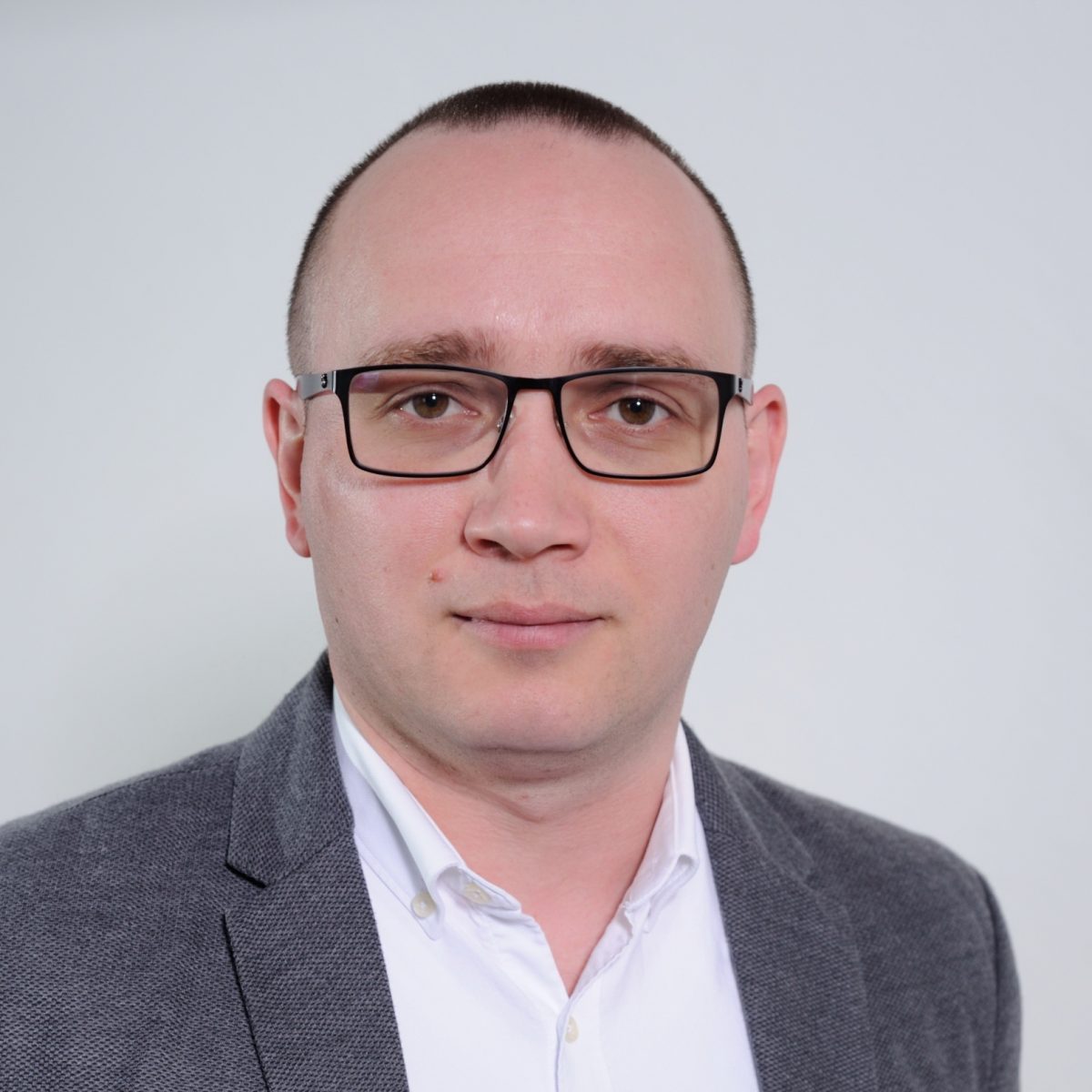 8536 Adrian BURLACU – Facultatea de Automatică și Calculatoare
